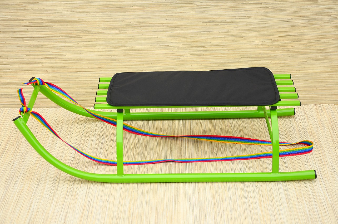 Sanki zielone ,, KONTRA ,, materac czarny